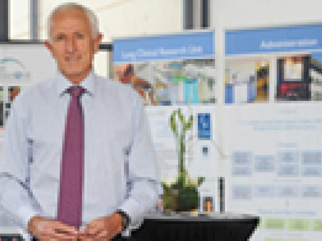 Bateman wins top award | Department of Medicine